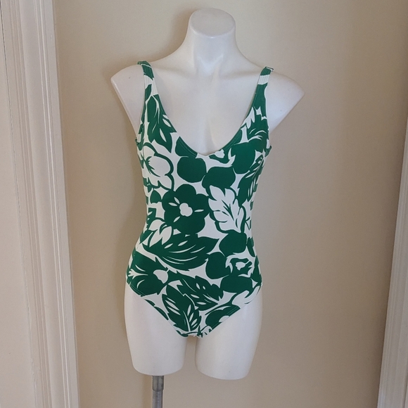 kate spade | Swim | Kate Spade New York White And Green Cabana Mix V ...